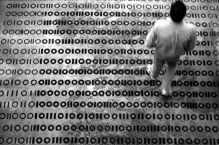 01000011 11000011 10110011 01100100 01101001 01100111 01101111 00100000 ...