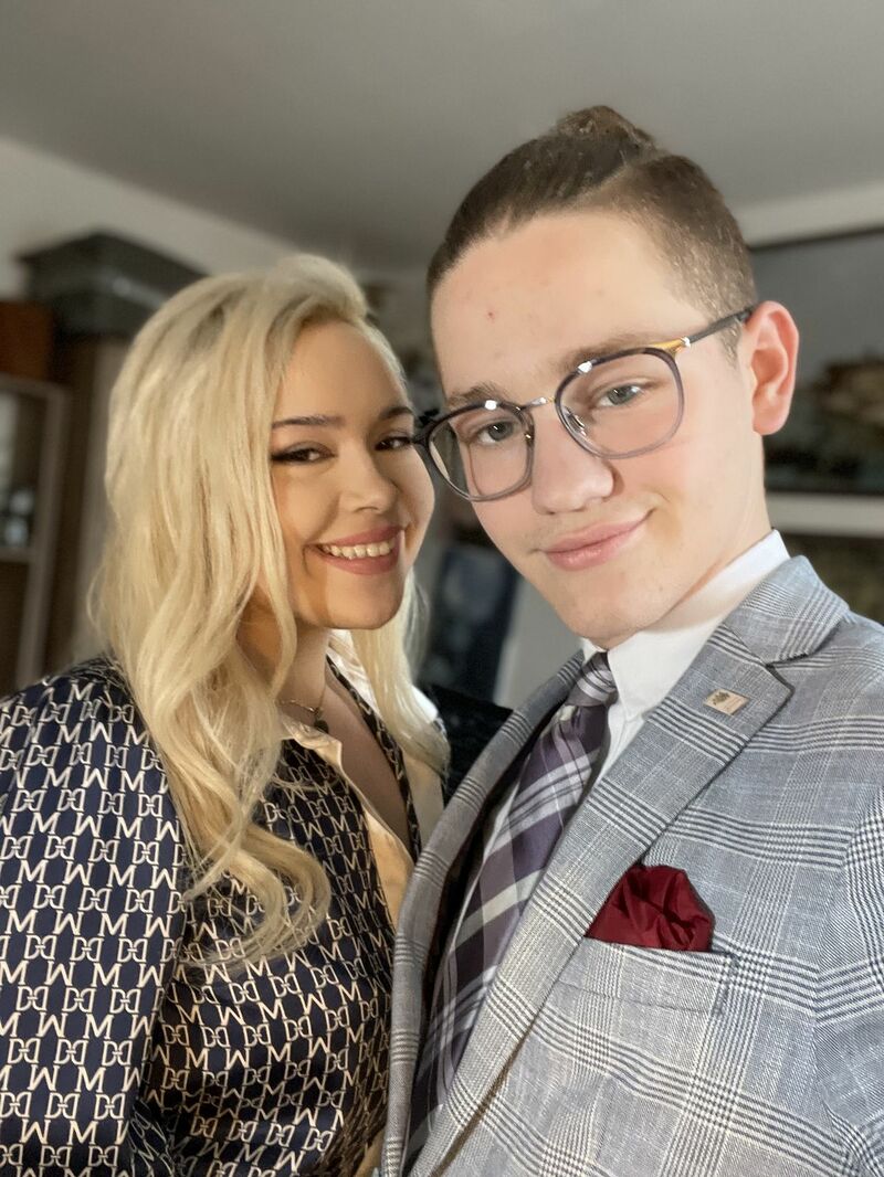 Prof., PhDr., RNDr., JUDr., MUDr., MDDr., PharmDr., MVDr., ThDr., ThLic., Dr., PaeDr., Mgr. et ...