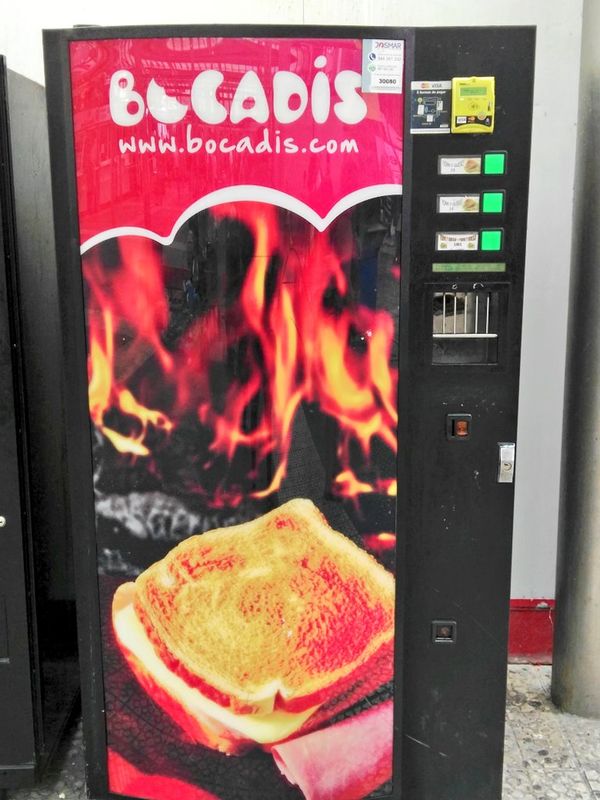 Vending machine vending machine - Uncyclopedia, the content-free ...