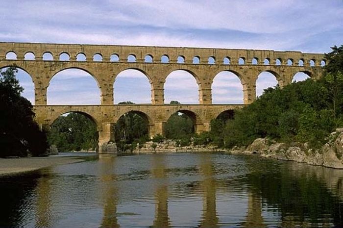 Aqueduct - Uncyclopedia, the content-free encyclopedia
